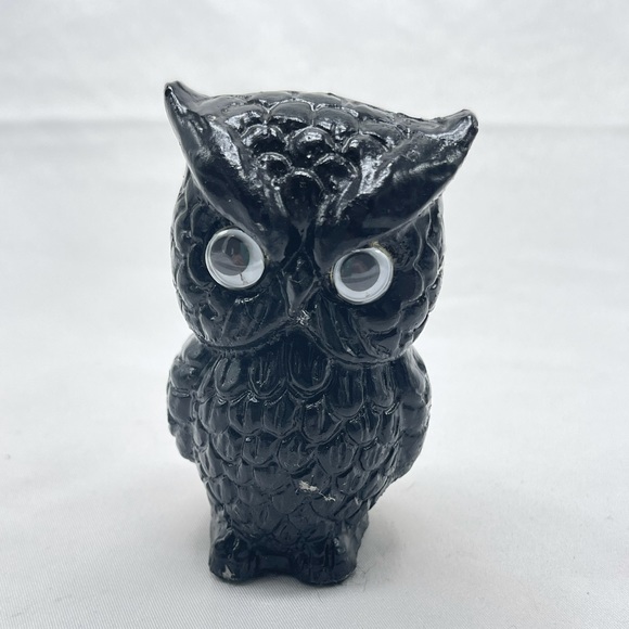 Accents | Vtg Carved Coal Owl Figurine | Poshmark